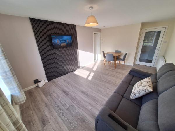 Spacious Two Bed Close To City Centre!! - Inverness