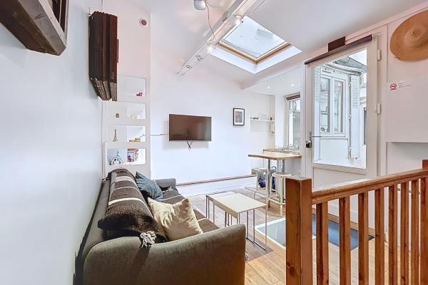 Tiny House Near Eiffel Tower - Paris 15e Arrondissement