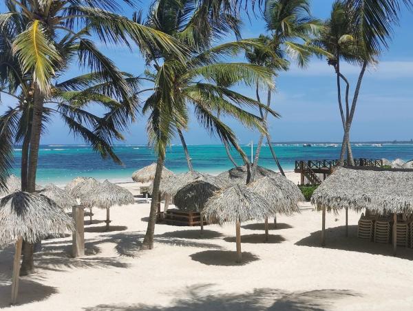 Beach Condo With Pool Access - Punta Cana