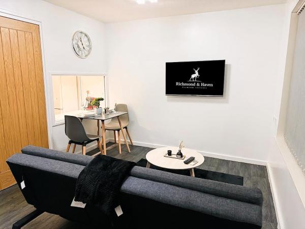 Cosy 1 Bed Flat, Sleeps 4, Free Parking - Bradford