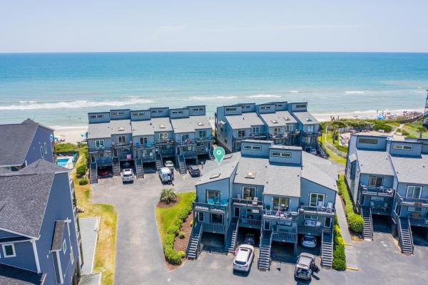 Midcentury Modern Townhome In Topsail! - North Topsail Beach, NC
