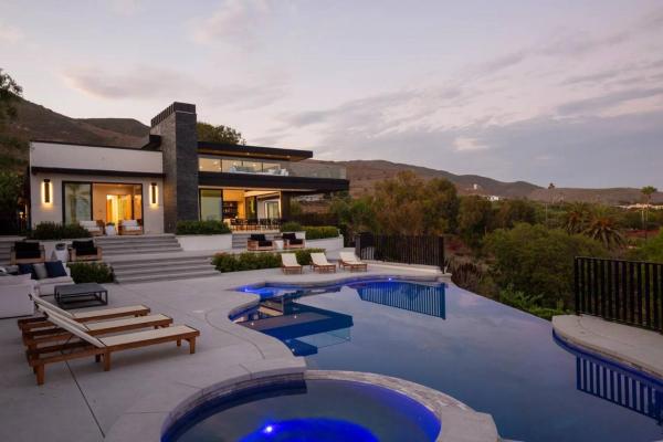 Malibu Coastal Paradise With Pool, Spa And Tennis Court - Malibu