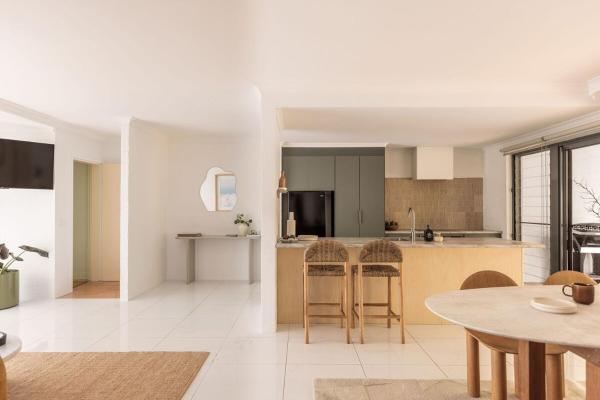 Lucky Lane - Mid Town Byron - Byron Bay