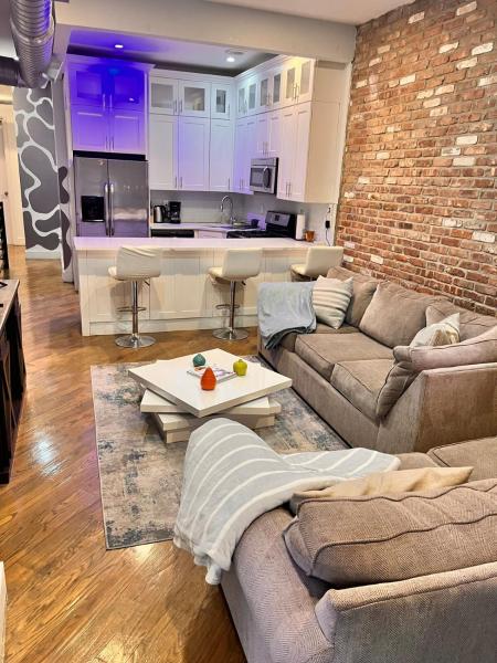 Starcrown - Brooklyn, NY