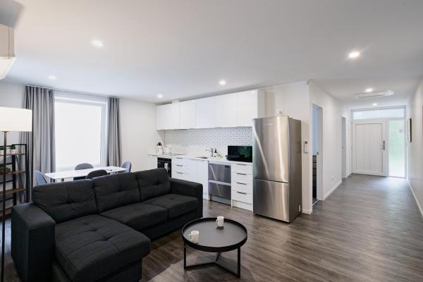 Modern Central Apartment, Flexible Bed Options - Dunedin