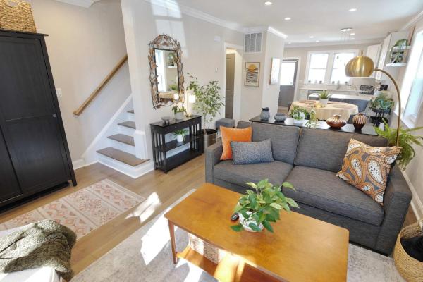 The Brightwood House - Family Living In The Heart Of Dc - Rockville, MD