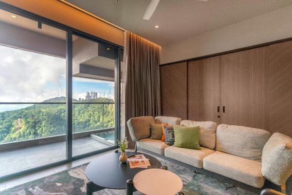 Antara Genting Luxurious Hillside Suite Near Skyavenue Mall - Bentong