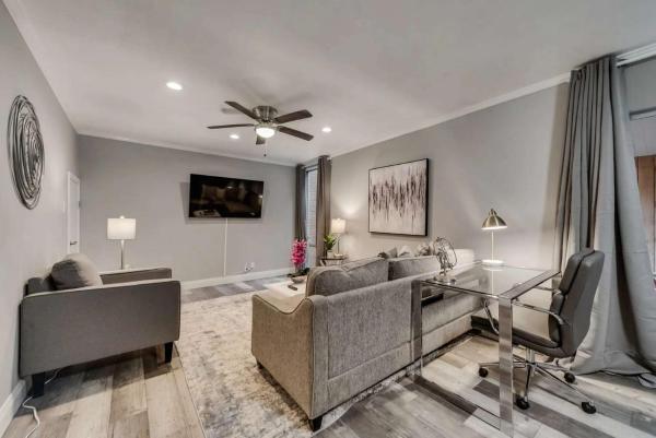 Modern 4bd Condo Six Flag Grand Prairie Gp60a - Arlington, TX