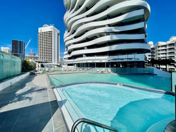 The Wave 1603 - Broadbeach