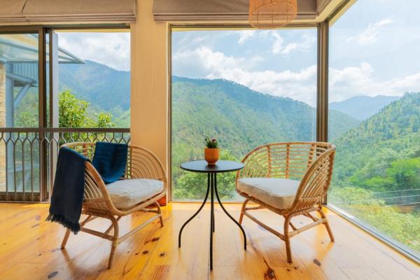 Over The World - Nainital