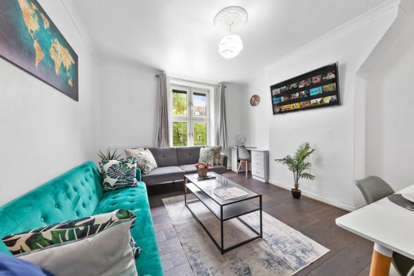 Central Ldn 2 Bed Flat, Nine Elms St, Sleeps Up To 8! - Croydon