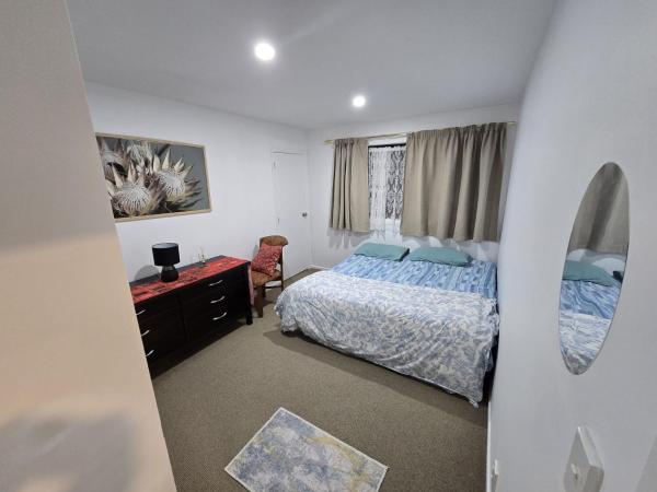 Vintage Villa Room Stay - Auckland