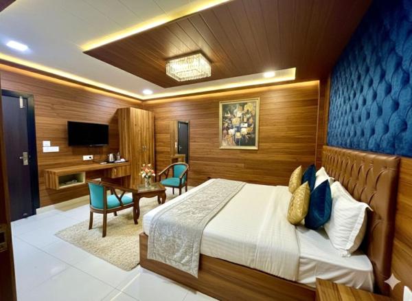 Hotel Elegant Bellemount Plaza A Family Hotel - Etawah