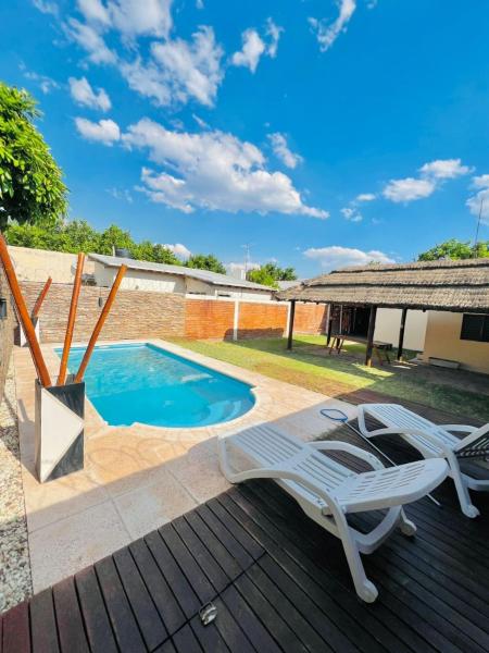 Casa Con Pileta Y Quincho - Rivadavia