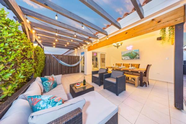 Coastal Paradise - Aruba