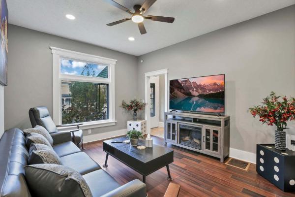 Spacious 3br Home Minutes To Downtown Columbus - Grove City, OH