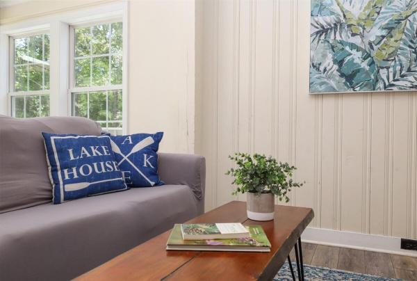 Dog Friendly Lakeside Escape With Hammock And Fire Pit - ダーラム, NC