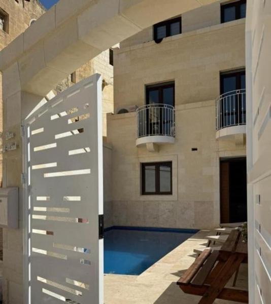 Dar Il-wied - Malta