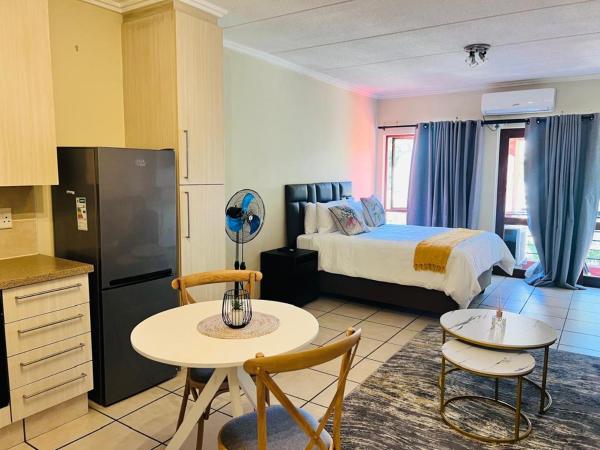 Rockmel Apartment - Sandton