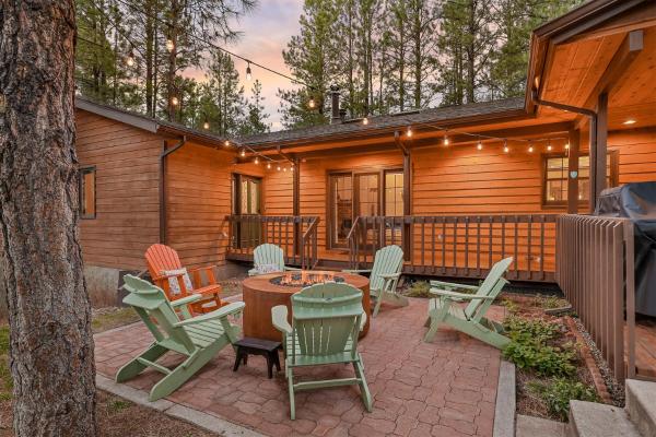 Pristine Cabin On Wooded Lot. Fantastic Location Pool Table - Flagstaff, AZ