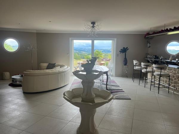 Maison De Standing Avec Vue à Couper Le Souffle ! - Allier