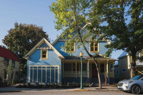 Samson House - Revelstoke