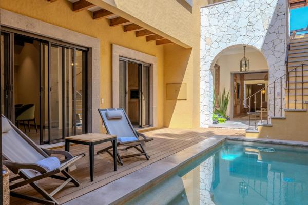Casa La Purísima, Designer Retreat In Centro With Heated Pool & City Views - San Miguel de Allende