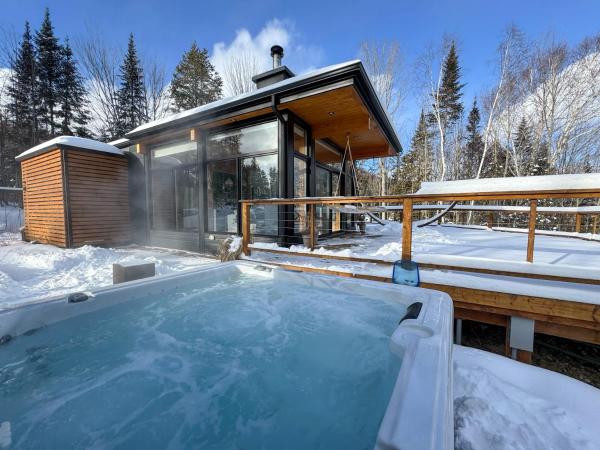 Slow Living Lodge- Spa - Pet Friendly - New England