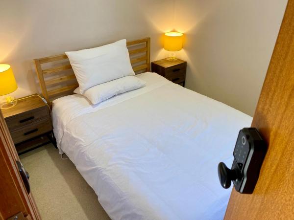 Hillside Retreat With Pool - Adelaide Hills Council