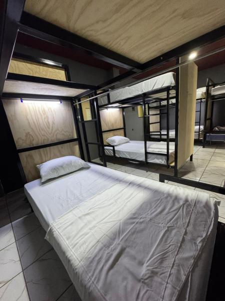 Milo's Hostel And Residences - El Salvador