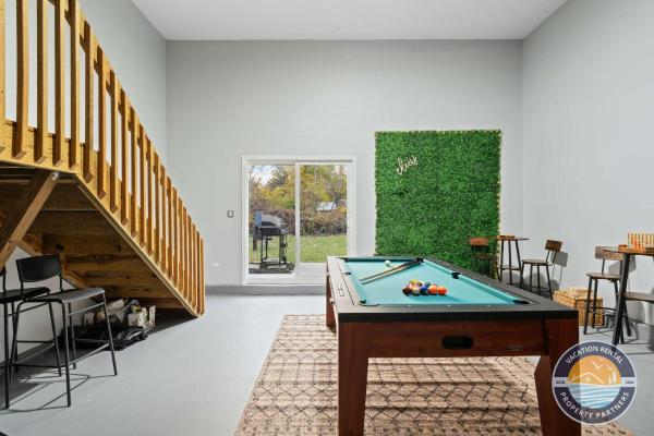 Lake Geneva Family House Pool Table Fireplace And Sleeps 10 - Lake Geneva