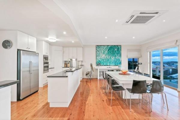 35 Hazel St - Pet Friendly Outside Only - Luxury - No Linen Included - Middleton