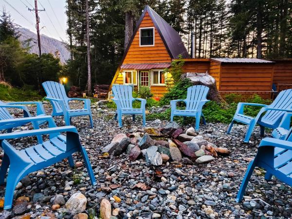 Cabin & A-frame W Firepit Near Eaglecrest, Fishing & Trails - Juneau, AK