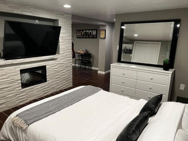 Elegant Modern Studio In Prime Location - Everett, MA