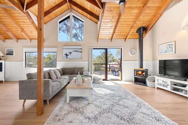 Holiday Retreat Jervis Bay - 5 Min Walk To Bay - Vincentia