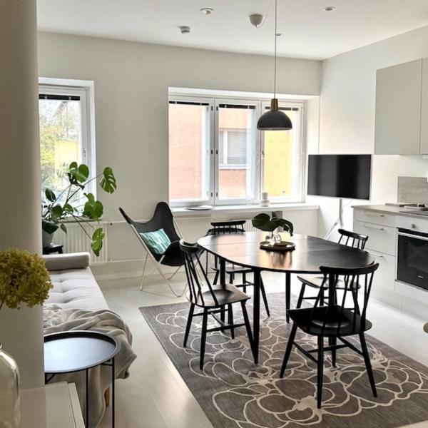 Entinen Alkon Helsinki 13 Myymälä - Nyt Moderni Ja Viihtyisä Koti - Helsinki