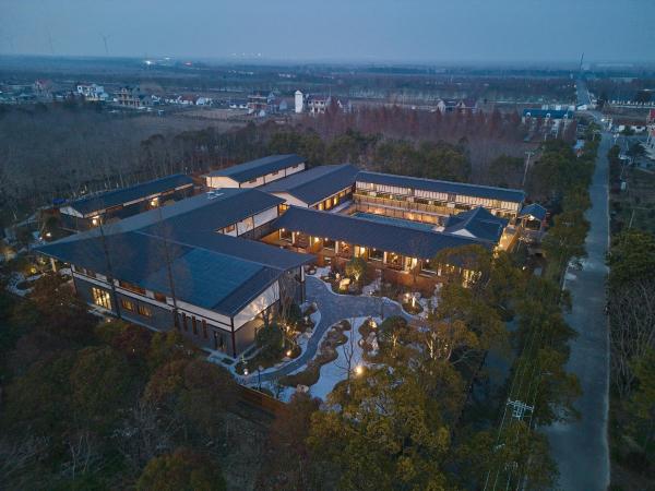 Huazhu Luxury Shanghai Bowu Private Hot Spring Courtyard B&b - Shanghai