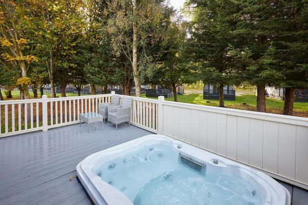 Stone Beck Lodge With Hot Tub - Pocklington