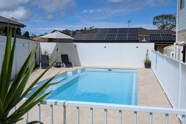 Centaur Sanctuary - Heated Pool, Fireplace, Games Room & Pet Friendly! - Australia