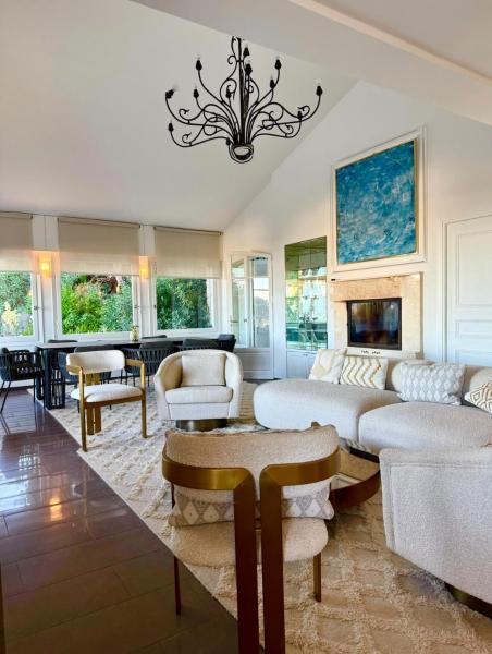 Prestigious Villa In Cannes With Stunning Sea Views - Antibes