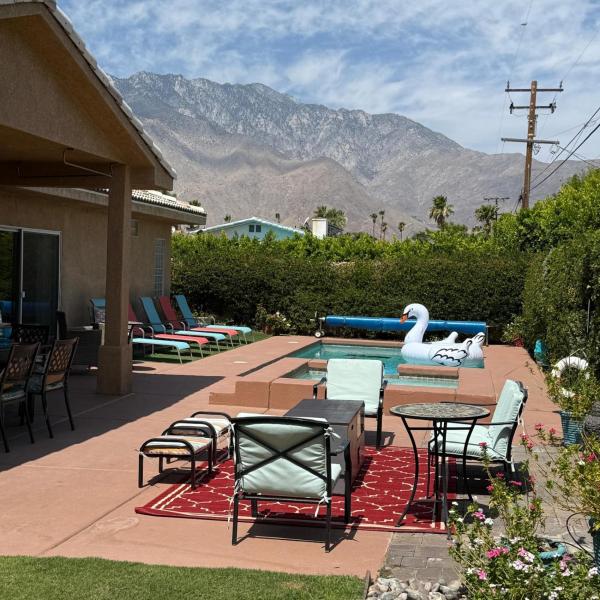 Swan House - Palm Springs, CA