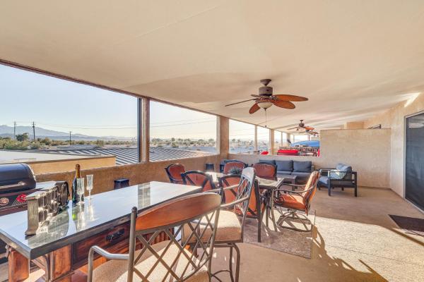 Beachfront Lake Havasu City Condo Balcony And Grill - Arizona