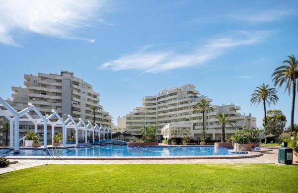 Parking Privado Benalbeach - Andalusia