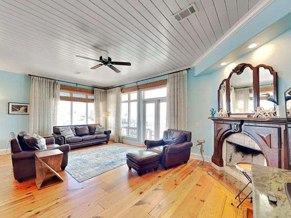 La Casa Fole - Pensacola Beach, FL