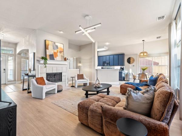 Boho Dreamscape 4bd Game Room Pool - Frisco, TX