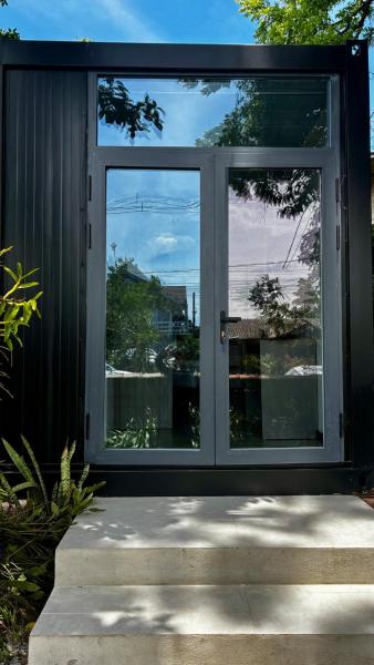 Premium Black 2 - Canela