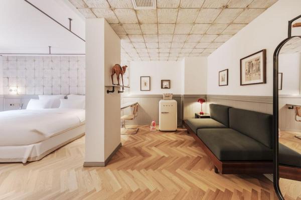 忙碌的考拉Weeknd Hotel - Qingdao