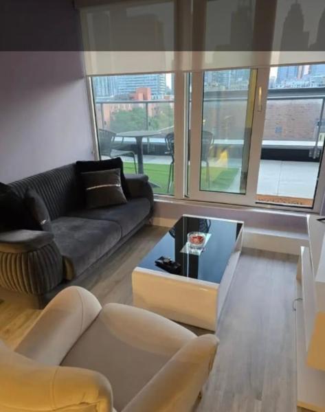 Downtown Luxury Condo Gym & Parking - Toronto