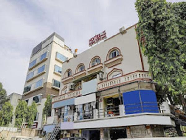 Hotel Signature - Ahmedabad