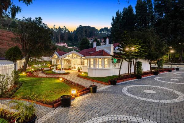 Tiverton Bungalow - Ooty